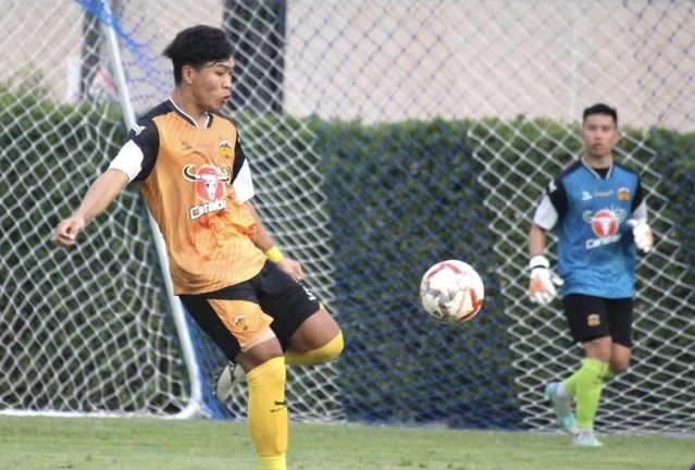 Lý Đức đến, tăng cường sức mạnh hàng thủ cho HAGL