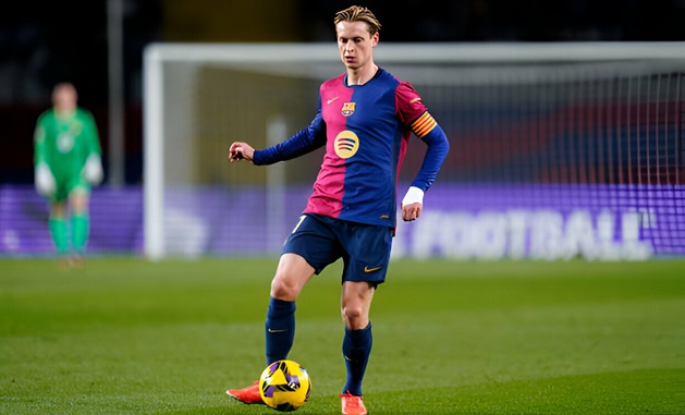 Frenkie De Jong dần tìm lại chính mình