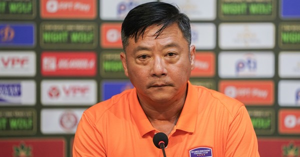 Rõ thực hư vụ HLV Lê Huỳnh Đức sắp dẫn dắt Công Phượng