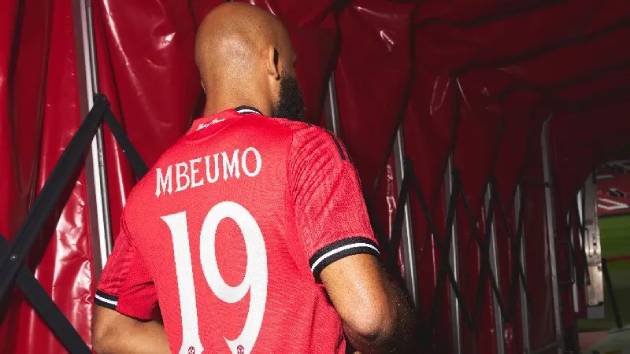 Mbeumo gọi giấc mơ MU thành hiện thực với áo số 19 quen thuộc
