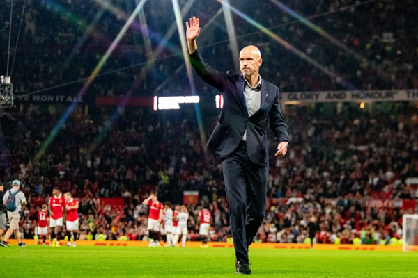 Có một Erik ten Hag rất khác tại Old Trafford