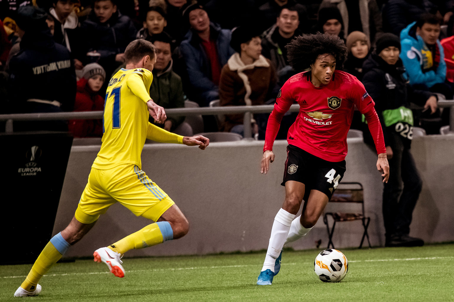 Tahith Chong nói thẳng lý do rời Man Utd