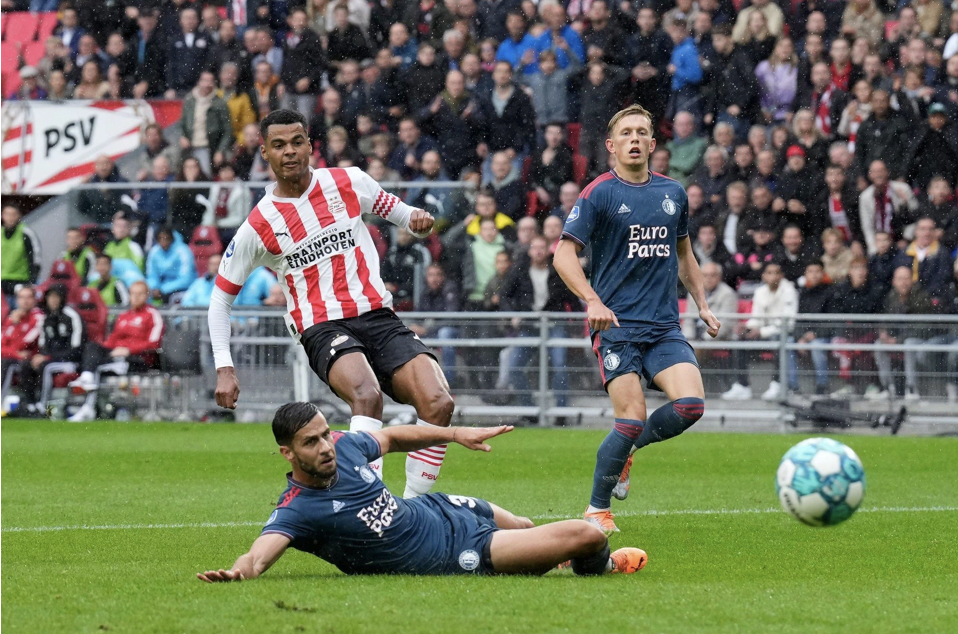 Mục tiêu chuyển nhượng của MU liên tục tỏa sáng