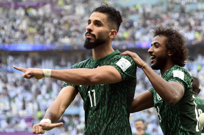 Tiền đạo Saudi Arabia bác tin được thưởng Rolls-Royce