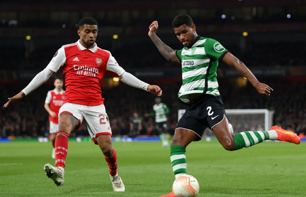 Khoảnh khắc xé gió của Arsenal