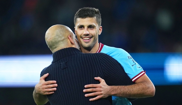 Rodri khiến Barcelona lẫn Real Madrid tiếc nuối?