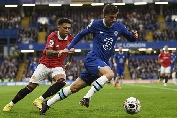 Mason Mount: Vũ khí 3 trong 1 cho MU