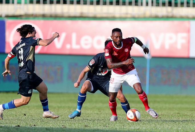 VAR và trọng tài ngoại sẽ hiện diện ở chặng nước rút V-League 2023