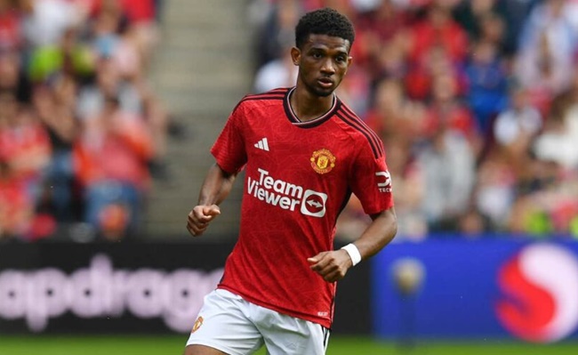 Hình ảnh khiến CĐV Man Utd lo sốt vó