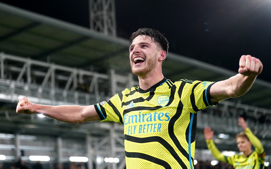 Arsenal trả thêm 200 triệu bảng cho Declan Rice vẫn còn rẻ