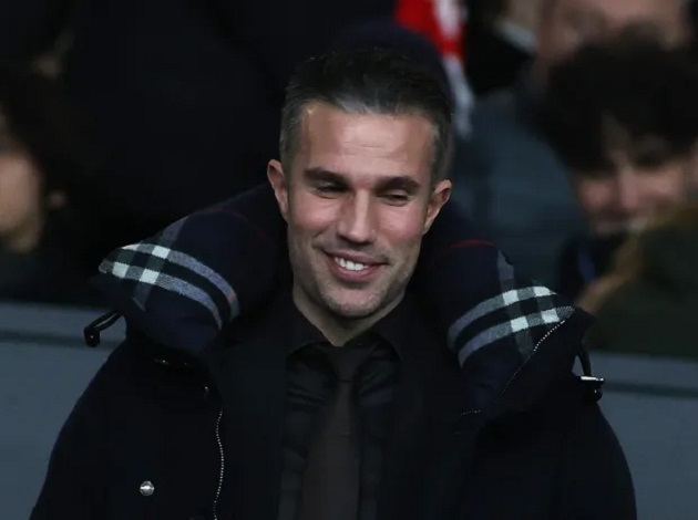 Van Persie nêu lý do xuất hiện ở Old Trafford