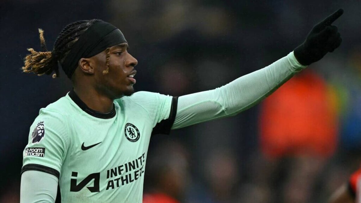 Madueke khiến Sterling và Mudryk run rẩy