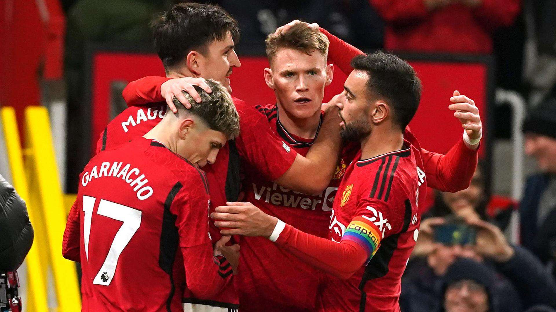 Scott McTominay gây tranh cãi ở Man Utd