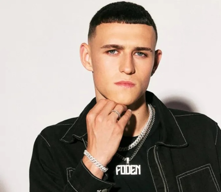 Lối sống xa hoa của Phil Foden