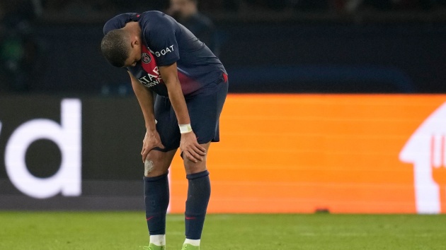 Nhà giàu PSG 'khóc' ở Champions League