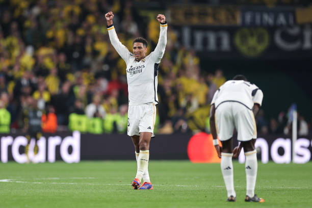 Bellingham bật khóc ngay trên sân khi trận chung kết chưa kết thúc