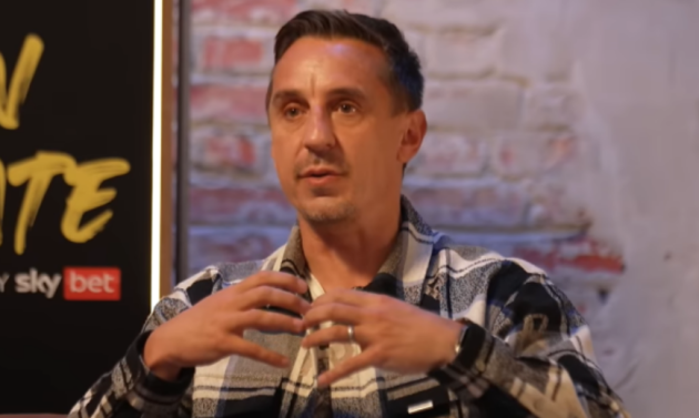 Neville chọn tiền vệ lý tưởng đá cặp cùng Rice - Bellingham