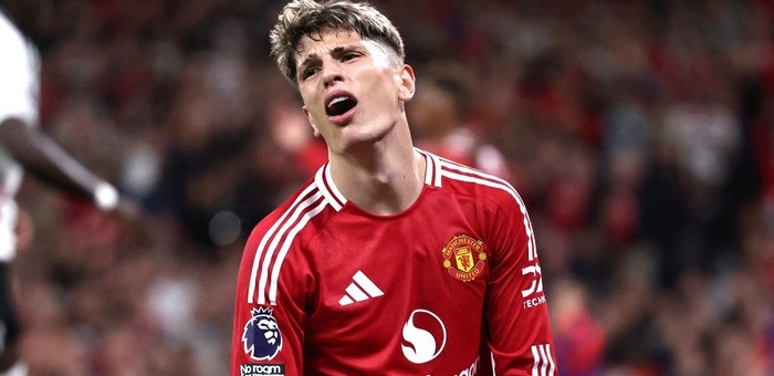 Ferdinand: 'Cầu thủ giỏi nhất, bùng nổ nhất của Man Utd'