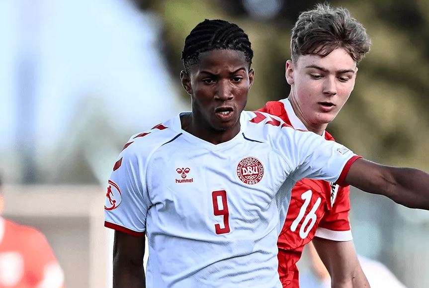 Ra sân lần đầu sau 3 tháng, Obi-Martin gửi thông điệp mạnh mẽ đến M.U