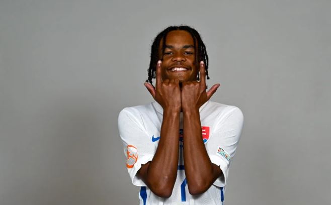 Nói lời chia tay, Samuel Lusale chuẩn bị bắt đầu hành trình ở M.U