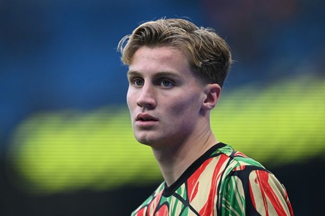 Jack Porter, sao trẻ viết lại lịch sử cho Arsenal, là ai?