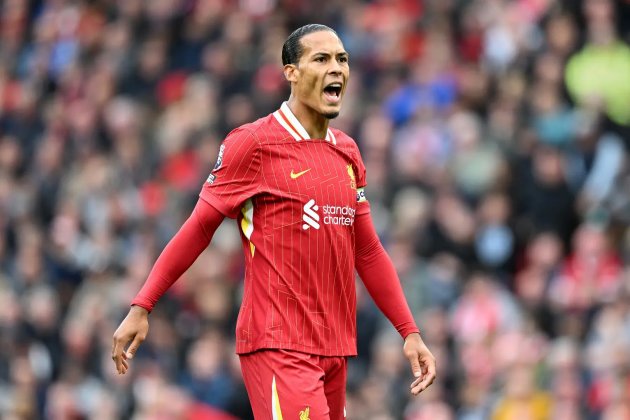 Van Dijk đã chốt tương lai với Liverpool?