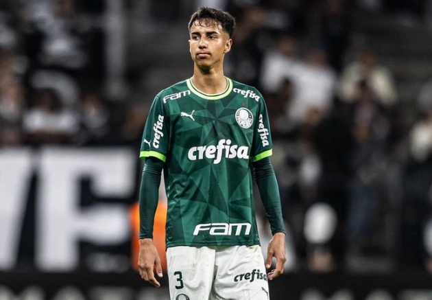 Liverpool tăm tia thần đồng Brazil