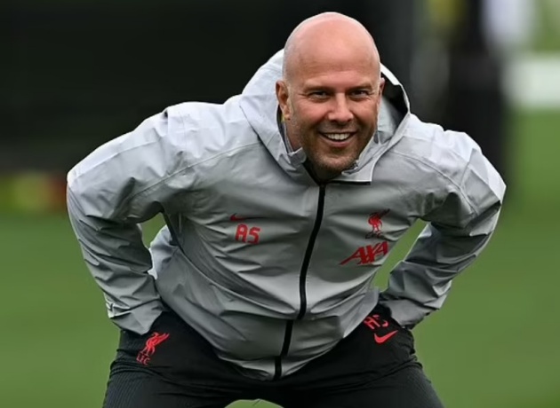 Thi đấu giờ khắc nghiệt, Arne Slot nói gì?