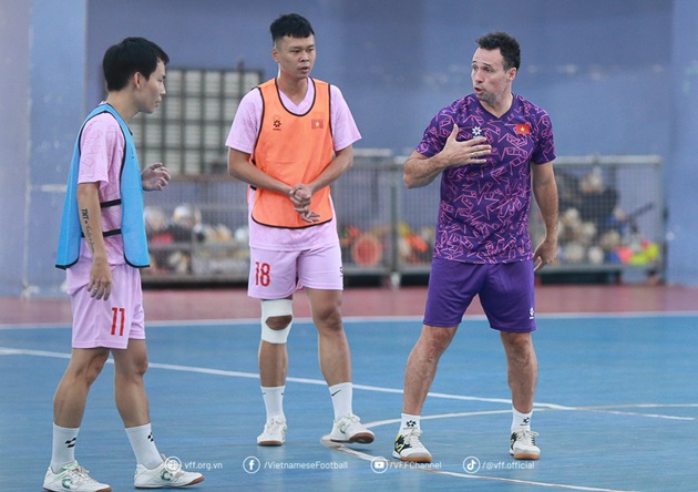 ĐT futsal Việt Nam tập trung cho giải ĐNÁ, Lào sang Thái tập huấn hướng ...