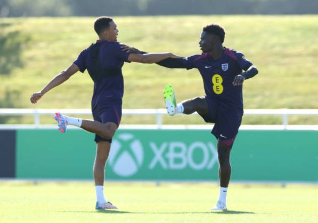 Beckham nhận xét thẳng thắn về Saka và Alexander-Arnold