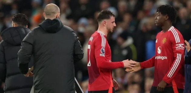NÓNG! Man United nhận tin sét đánh từ Mason Mount