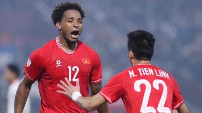 Fanpage FIFA bất ngờ 'trêu' Tiến Linh, hát về Xuân Son