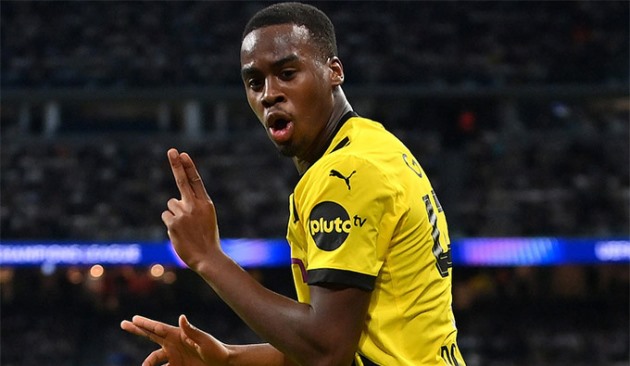 Jamie Gittens lọt tầm ngắm MU: Sancho 2.0 sẽ cập bến Old Trafford?