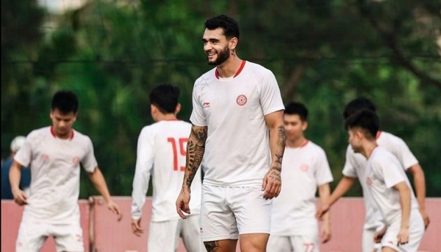 Chia tay Malaysia, Joao Pedro sắp trở lại V-League