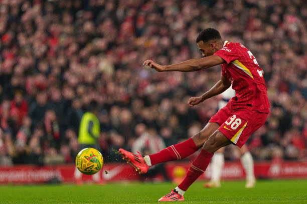 Bản HĐ gây tranh cãi của Liverpool đã trở thành cỗ máy hàng đầu Premier ...