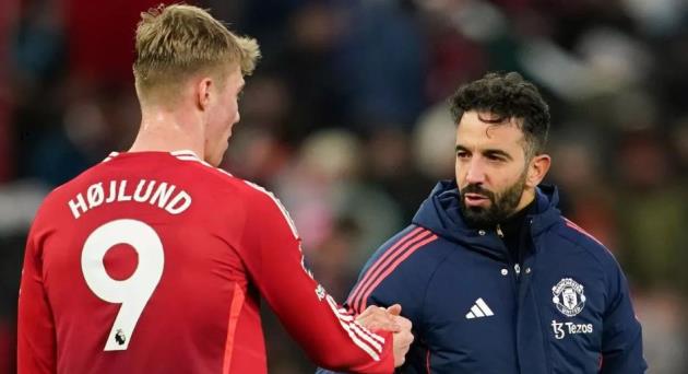 Chân sút hoàn hảo cho MU