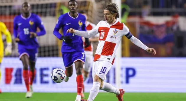 Luka Modric lấn át dàn sao Real của Pháp