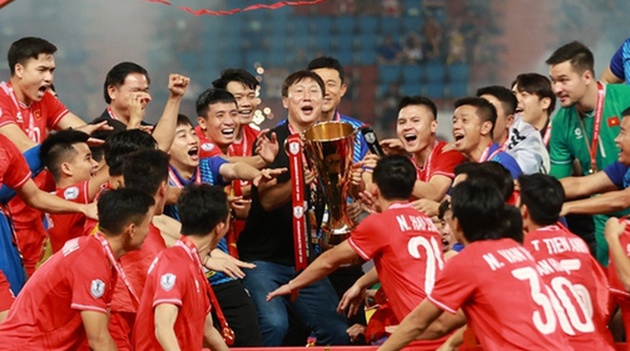 Đội hình ASEAN All-Star đấu Man Utd: Quang Hải cặp Chanathip?