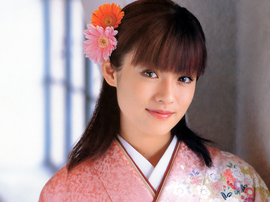 Kyoko Fukada: Mỹ nhân gợi cảm thứ ba ở Nhật Bản