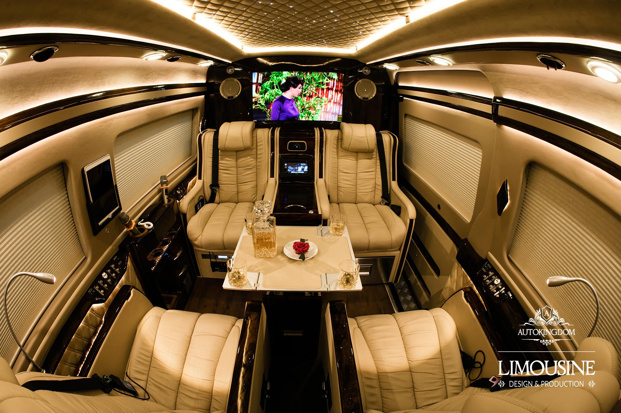 Autokingdom Limousine khai trương tuyến Bình Dương đi Đà Lạt