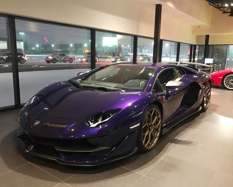 Chiêm ngưỡng Lamborghini Aventador SVJ trong màu áo độc Viola Aletheia