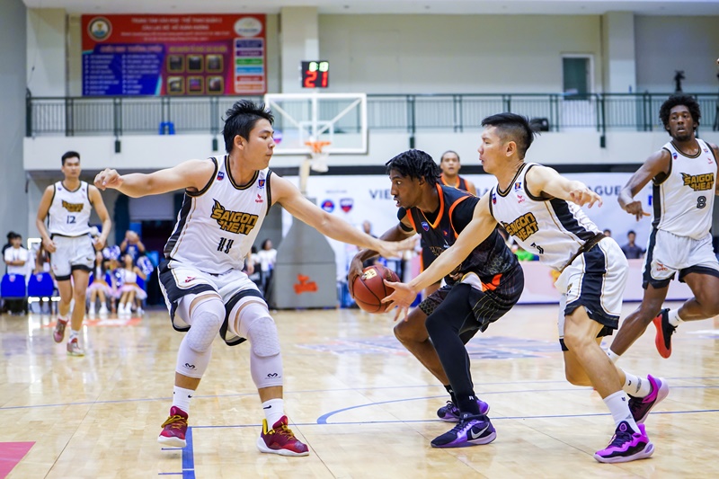 Chùm ảnh: 'Long hổ tranh hùng', Danang Dragons quật ngã Saigon Heat