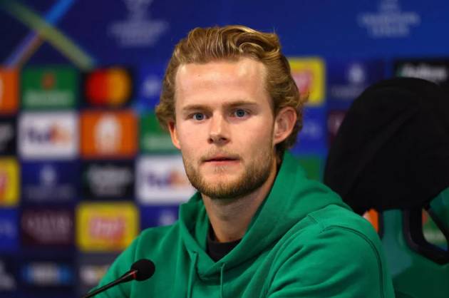Sporting kiên quyết từ chối trao đổi Douglas Luiz lấy Hjulmand