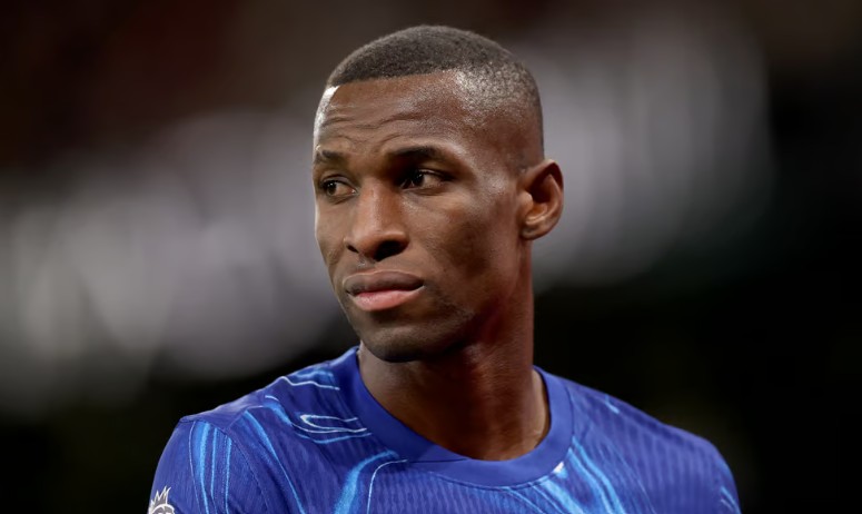 Nicolas Jackson bị loại khỏi Chelsea, tương lai bất định