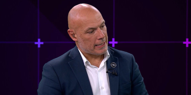 Howard Webb chỉ ra sai sót nghiêm trọng của VAR trong trận Chelsea – Fulham