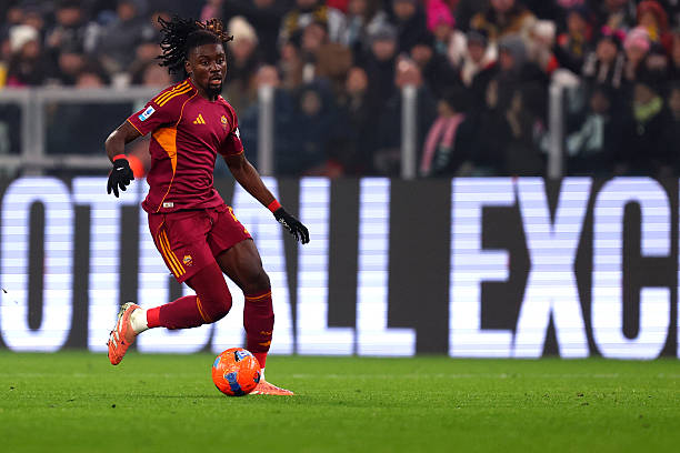 Manchester United dồn lực cho Manu Kone, sẵn sàng chia tay Zirkzee và ...
