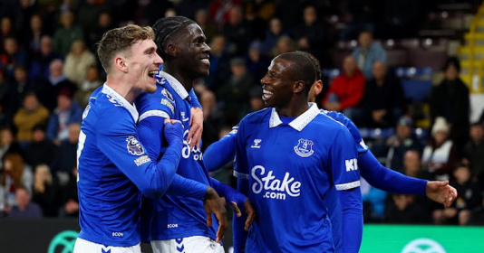 Chấp 10 điểm, Everton vẫn thăng tiến cực mạnh trên BXH Premier League