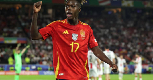 Được Barca quan tâm, Williams nhận cảnh báo từ đồng đội