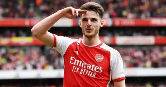 Declan Rice tự thấy bản thân giống Steven Gerrard