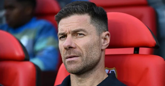 Xabi Alonso đau đầu tìm mảnh ghép cánh phải tại Real Madrid